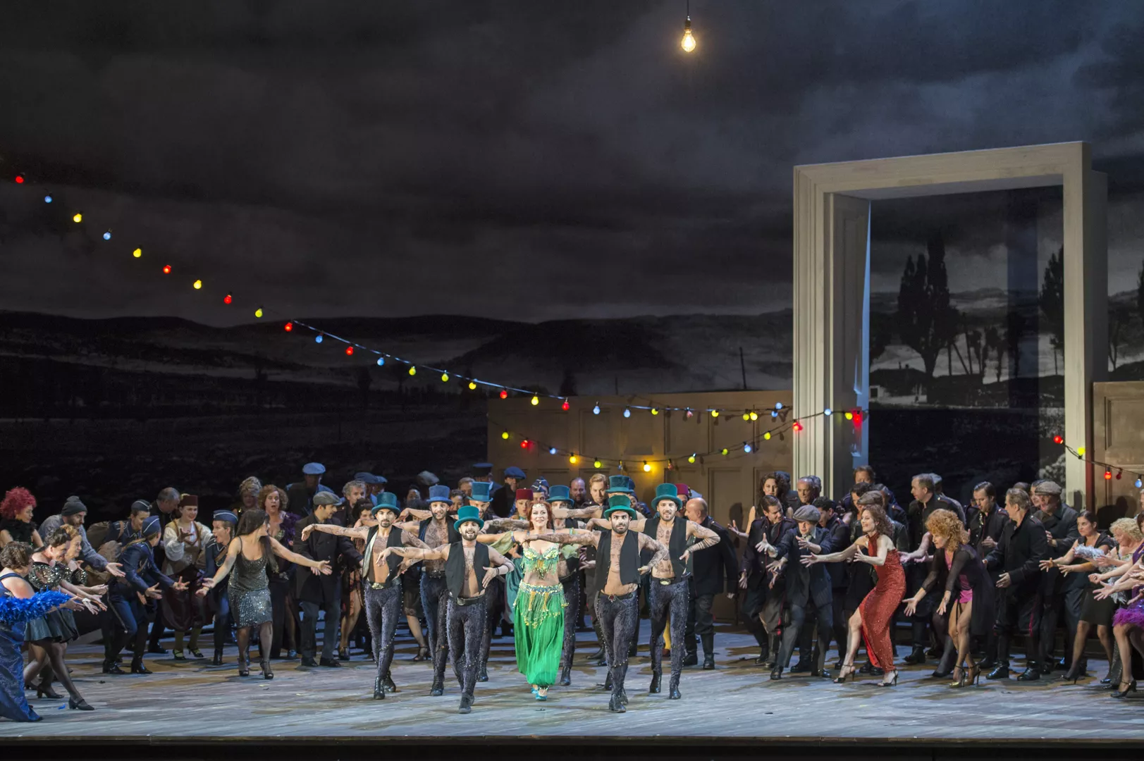 Film: Royal Opera House - Verdi: A végzet hatalma | ARTMozi.hu