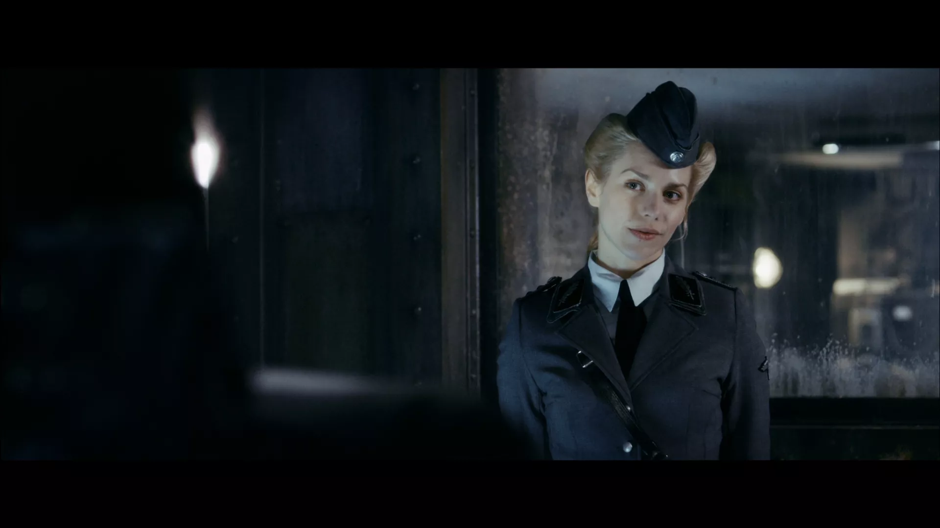 Film: Iron Sky - rendezői változat | ToldiMozi.hu